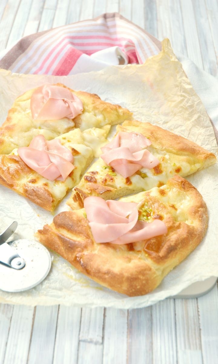 Pinsa romana con mortadella – Le ricette di Michi