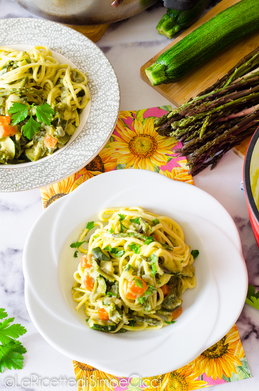 Tagliolini con verdure cremosi, senza panna, vegetariani e saporiti!