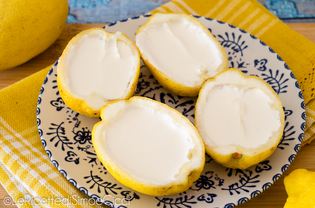 Lemon posset, la ricetta del dessert al limone con 3 ingredienti!