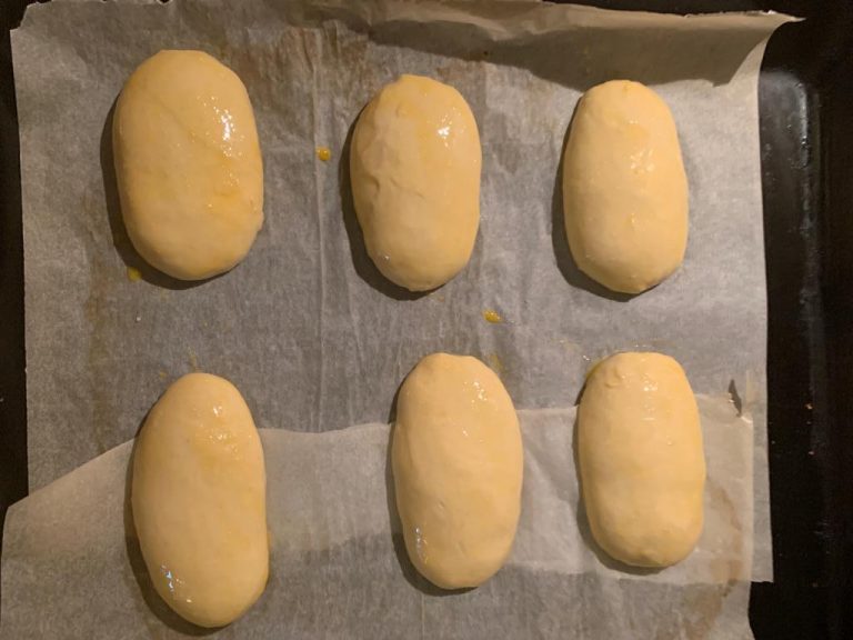 VIENNESI - Ricetta Dolce Messinese ripieno di crema