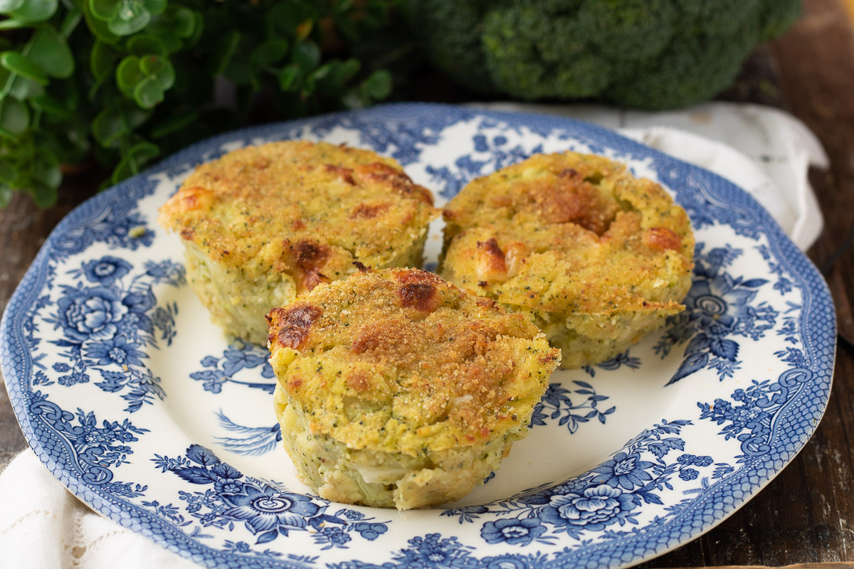 Tortini di patate e broccoli - ricetta sformato