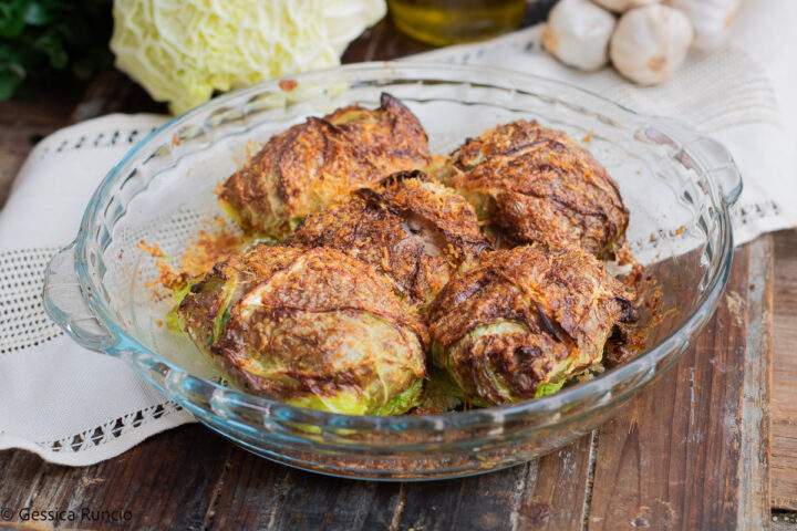 Involtini di verza con carne e patate - Ricetta facile