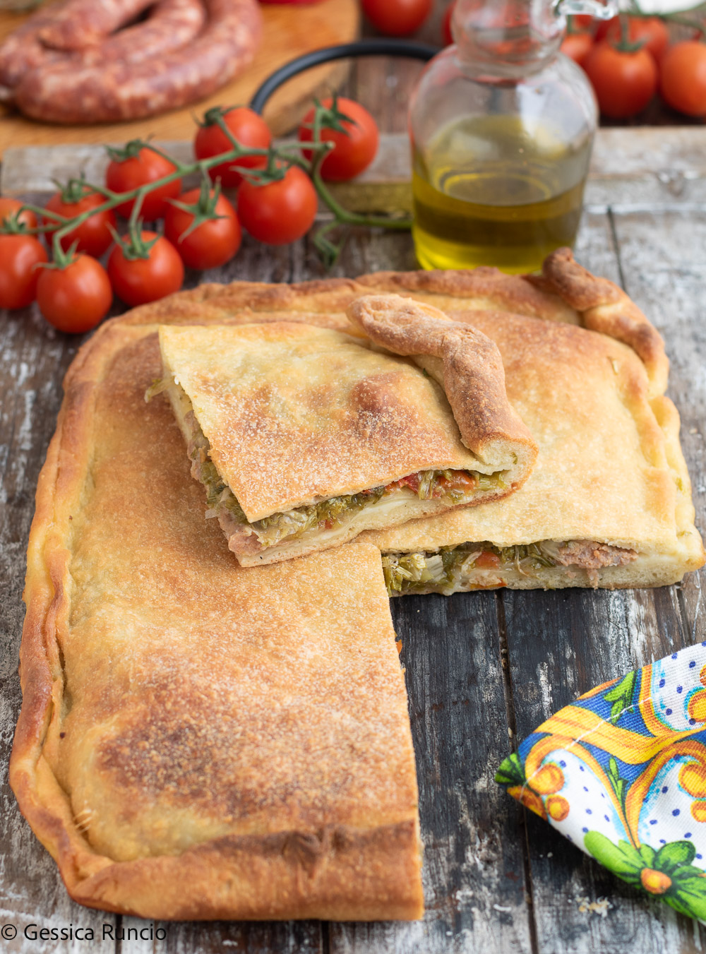 Schiacciata alla messinese - Ricetta "Pizza chiusa" siciliana