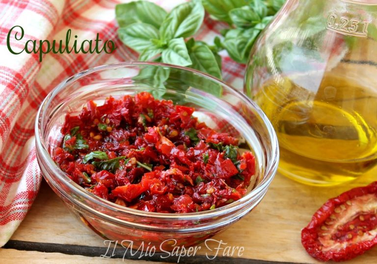 Capuliato pesto siciliano di pomodori secchi conserva gustosa