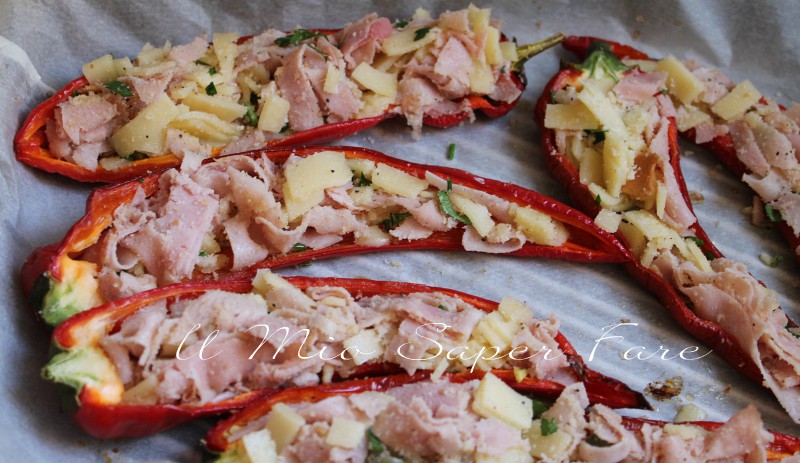 Peperoni cornetto ripieni ricetta economica e facile