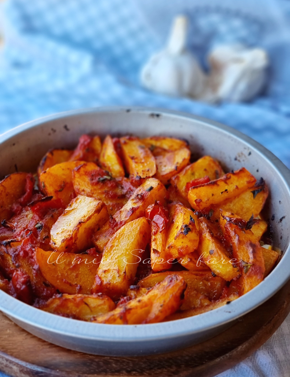 Patate alla pizzaiola ricetta al forno