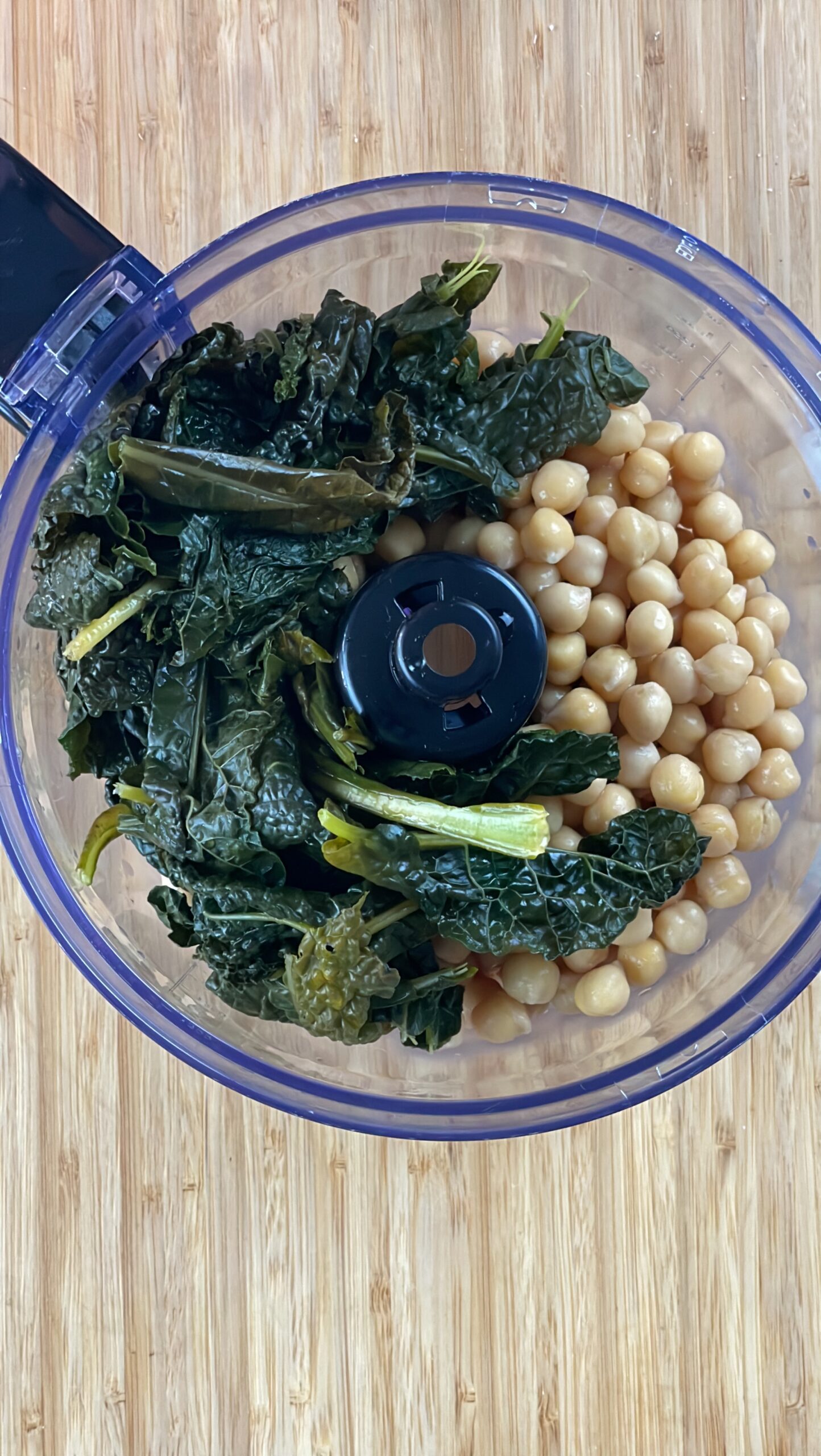 Burger di ceci e cavolo nero - Lydia in Cucina