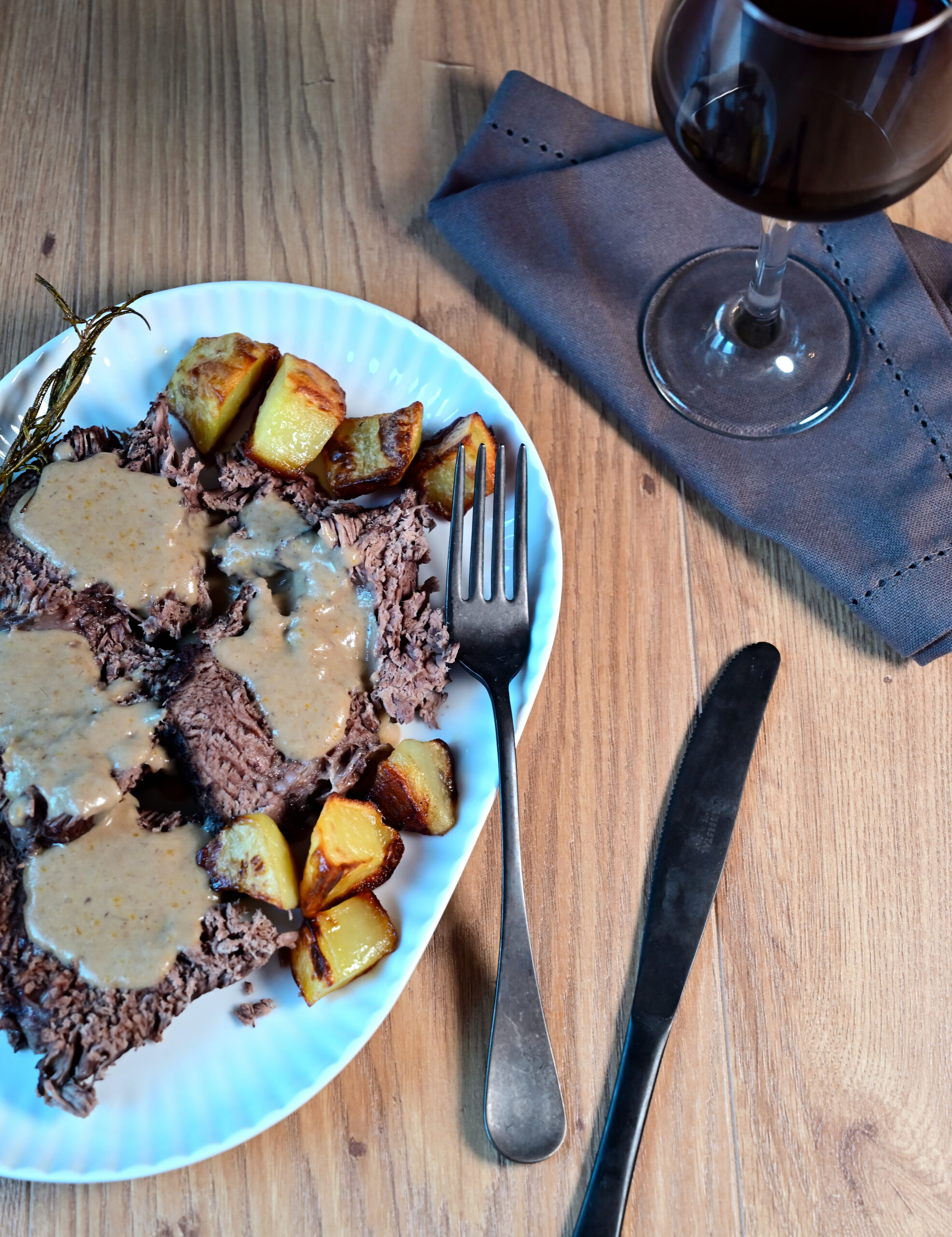 Spalla di manzo a Cottura Lenta con salsa al vino ⋆ Blog di mammeconbimby