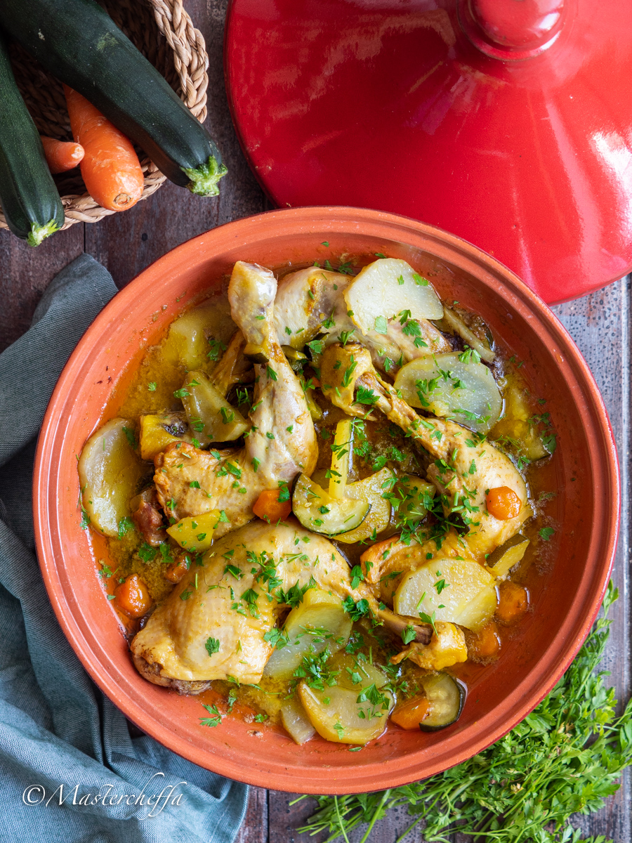 Tajine di pollo e verdure, ricetta nordafricana - Mastercheffa