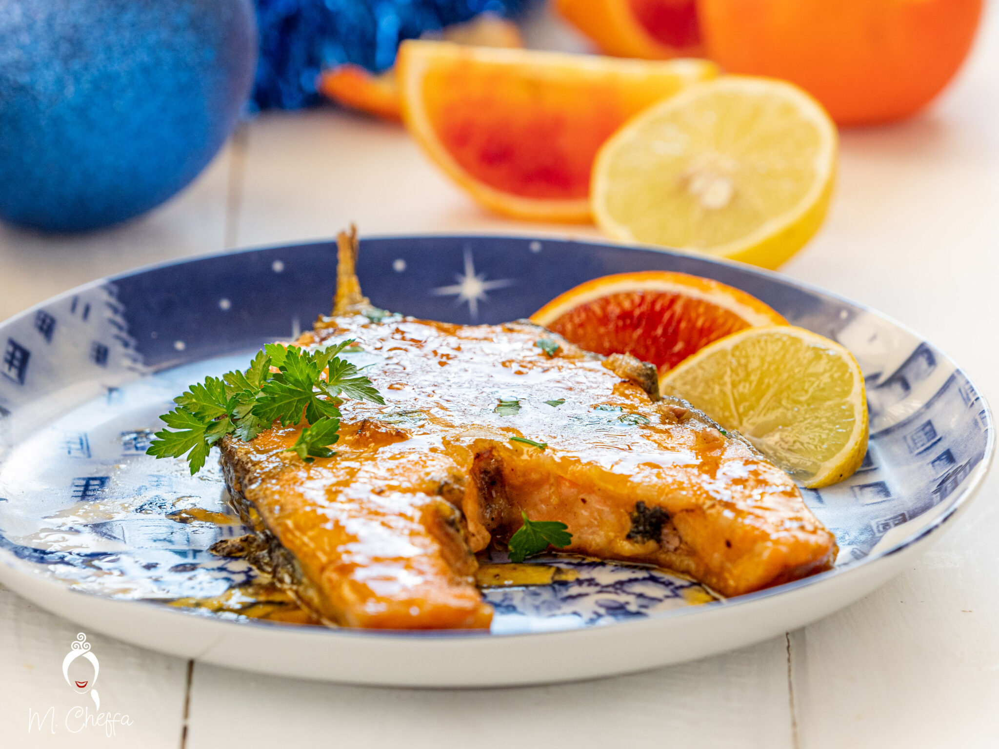 Salmone agli agrumi in padella con sughetto cremoso, ricetta facile