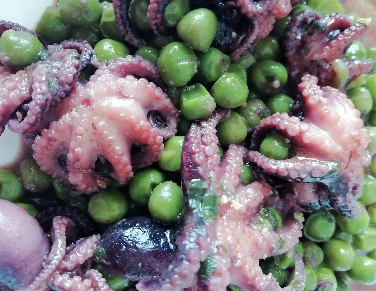 MOSCARDINI IN BIANCO CON PISELLI - Melogranierose