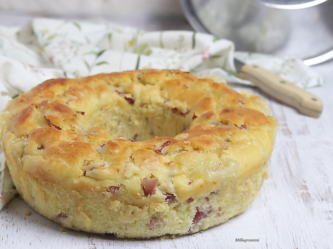 Ciambella rustica ai salumi, l'antipasto che finisce subito ...