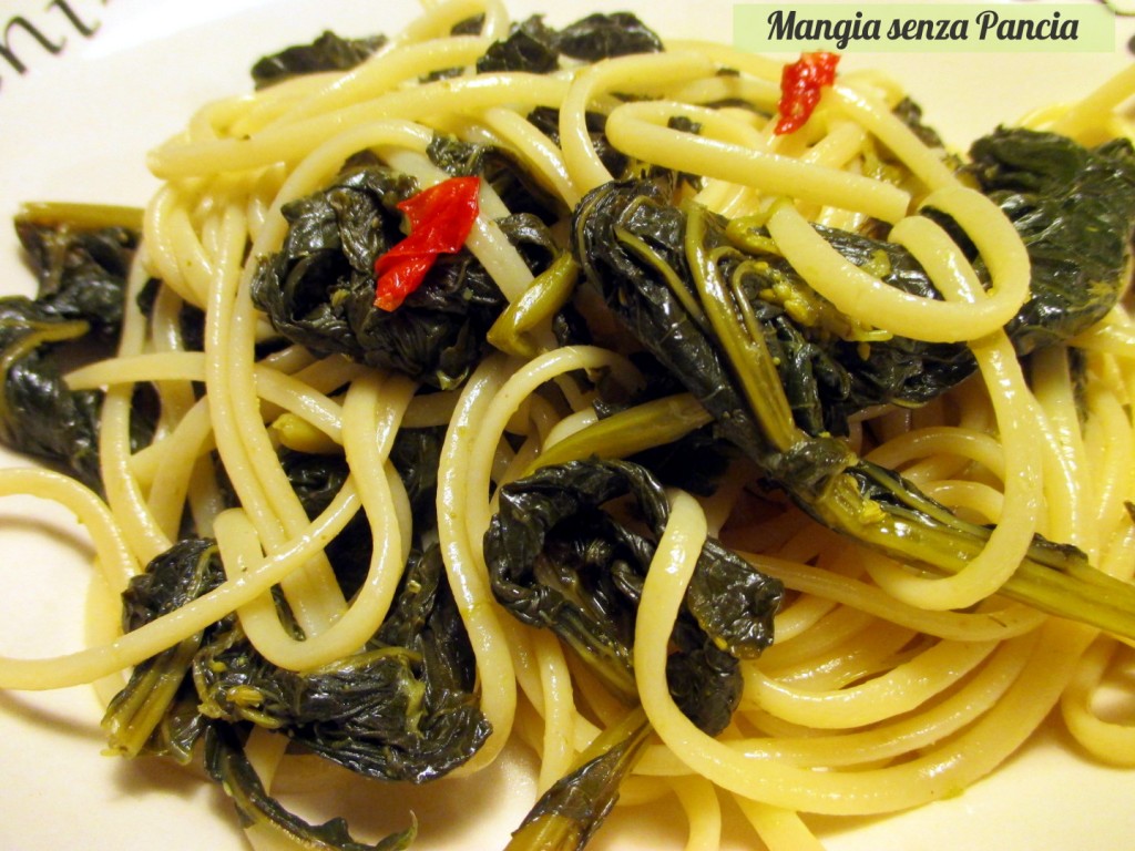 Pasta con cime di rapa, aglio, olio e...