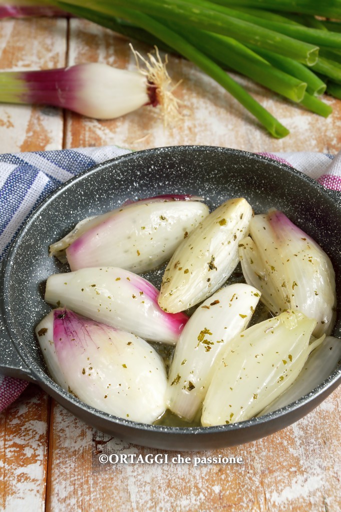 Cipollotti in padella | ORTAGGI che passione