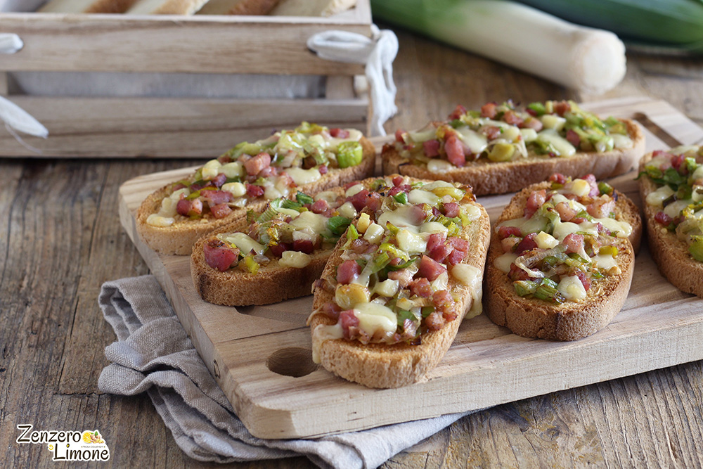 Crostoni ai porri e formaggio | ricetta rustica | Zenzero e Limone