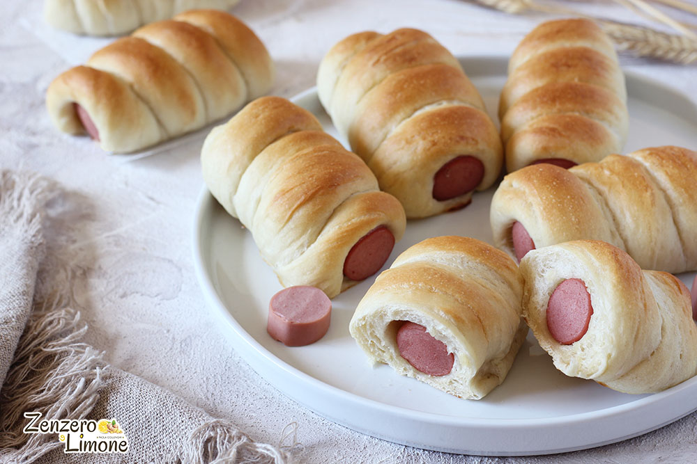 Würstel rolls | ricetta sfiziosa e semplice | Zenzero e Limone