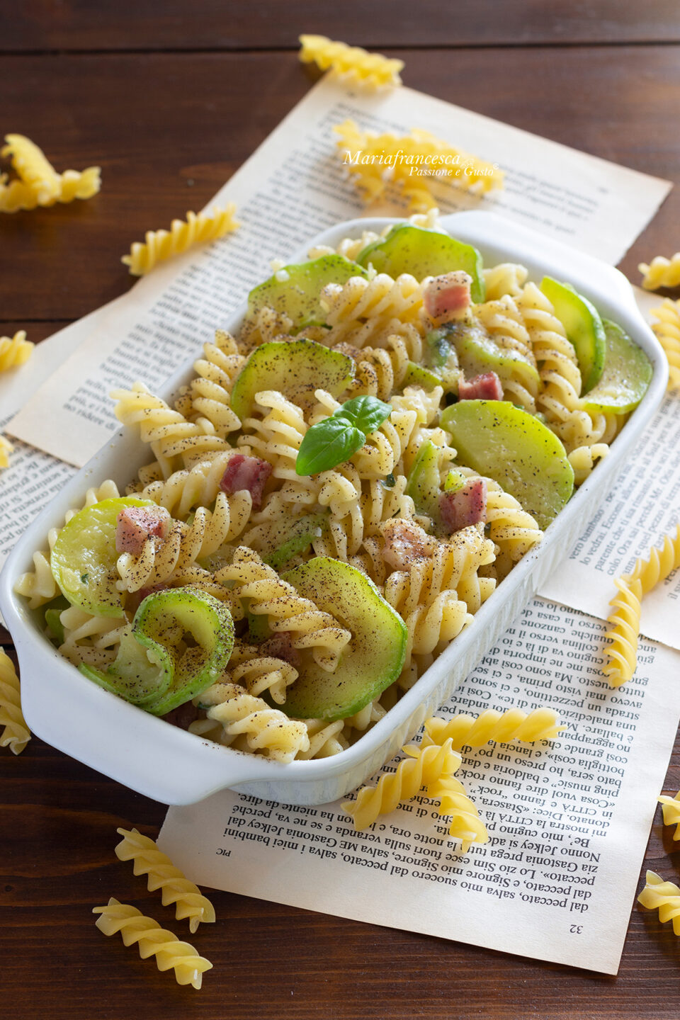 Fusilli con zucchine e pancetta: un piatto gustoso e semplice (ricetta ...