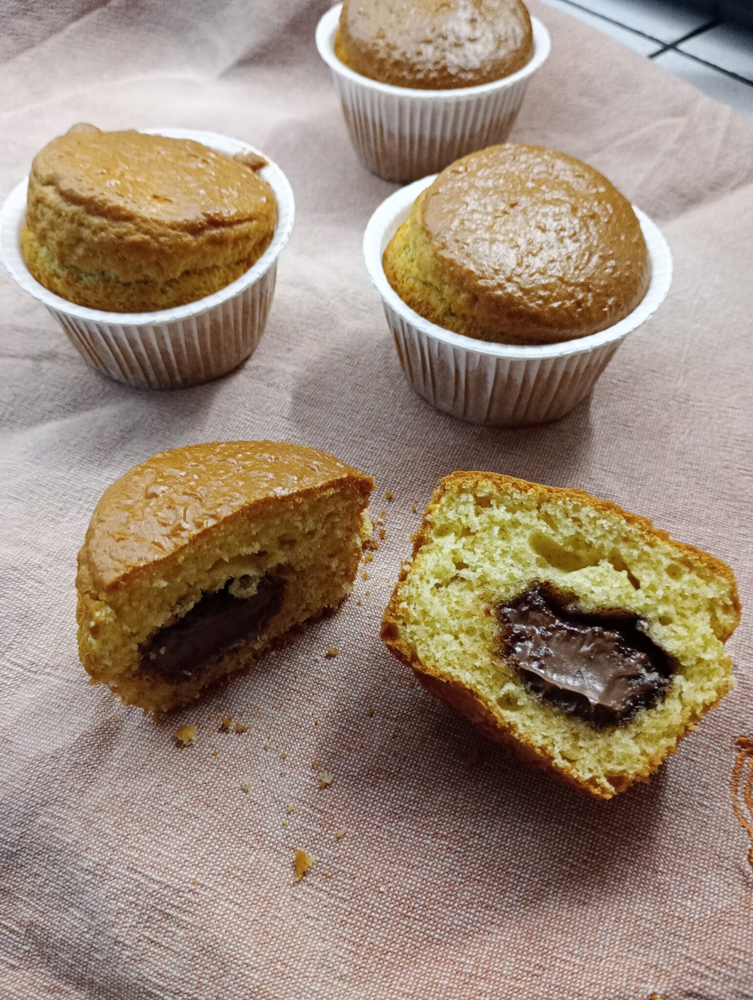 Muffin cotti in friggitrice ad aria - PasticcidiGiù
