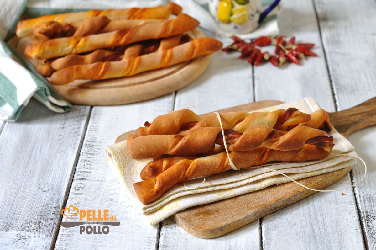 Grissini con impasto pizza ripieni - Blog Pelle di Pollo