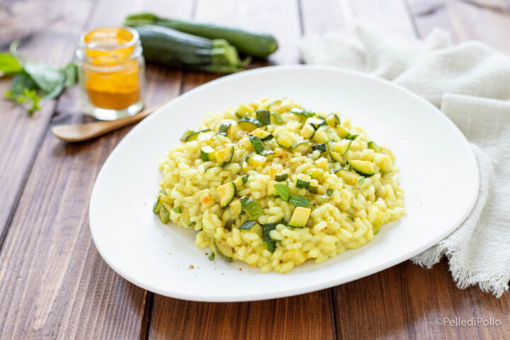 Risotto alle zucchine e curry - Semplice, veloce e gustoso