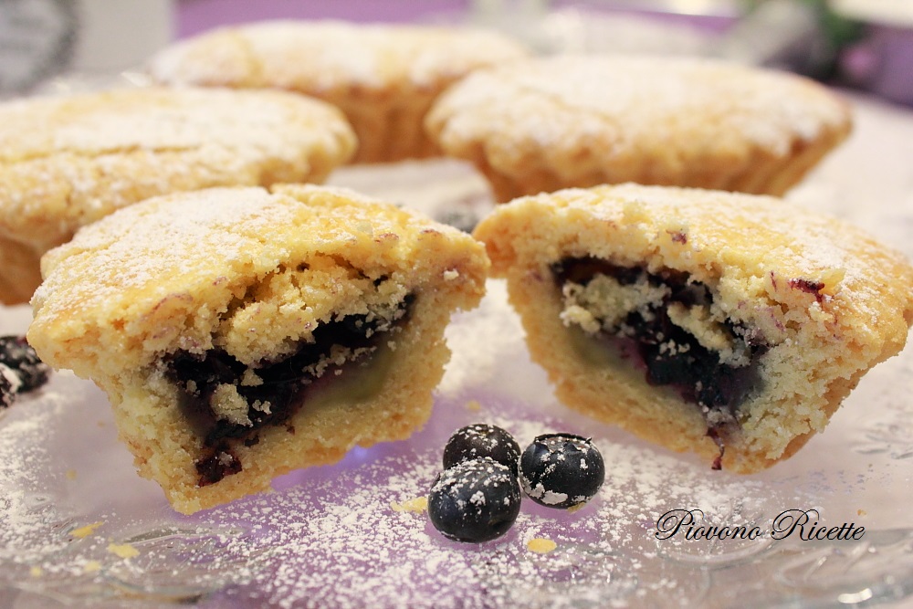 Pasticciotti leccesi - il simbolo della pasticceria salentina