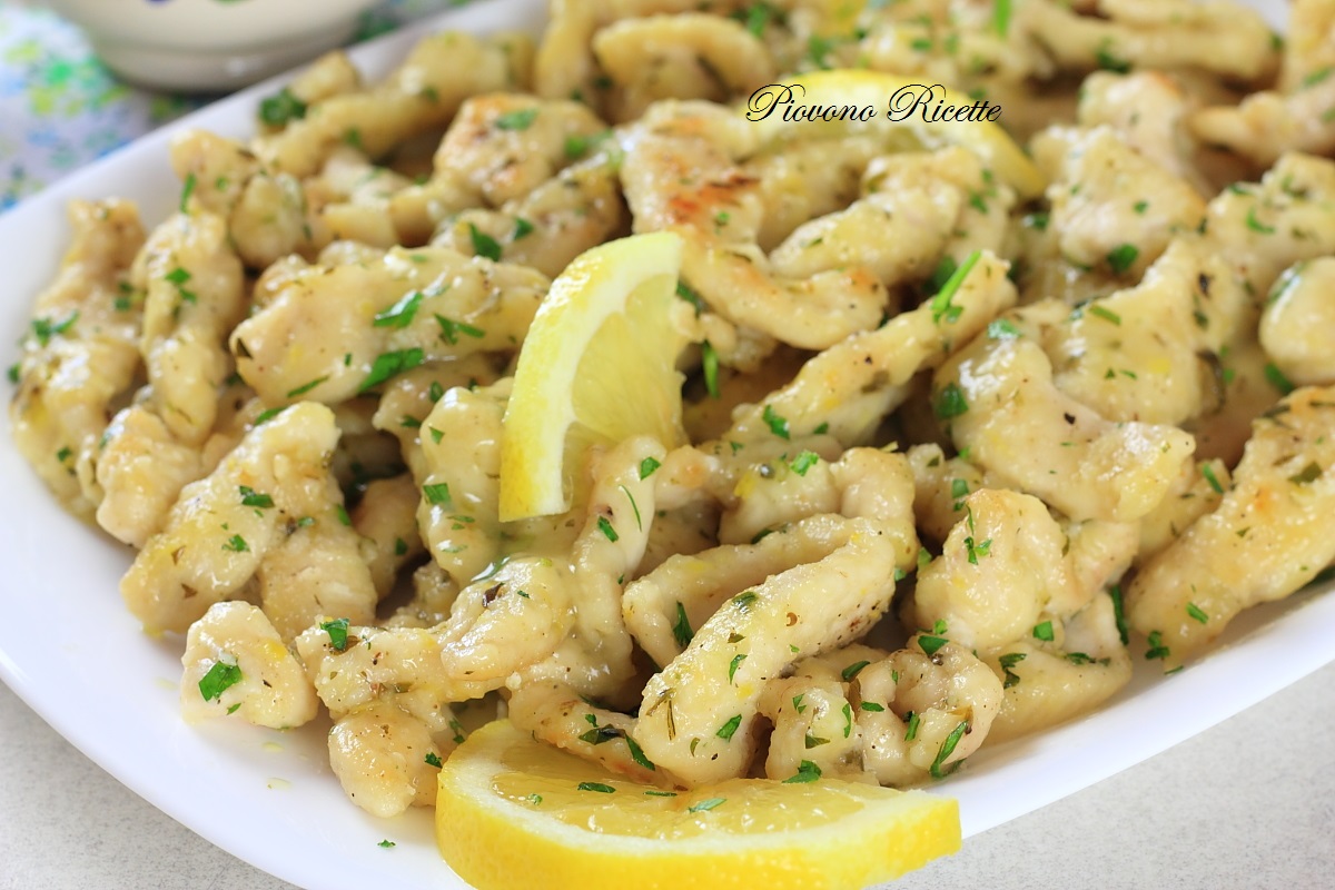 Straccetti di pollo al limone - Piovono Ricette