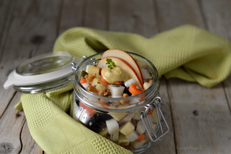 Insalata con il cavolo rapa - Rafano e cannella