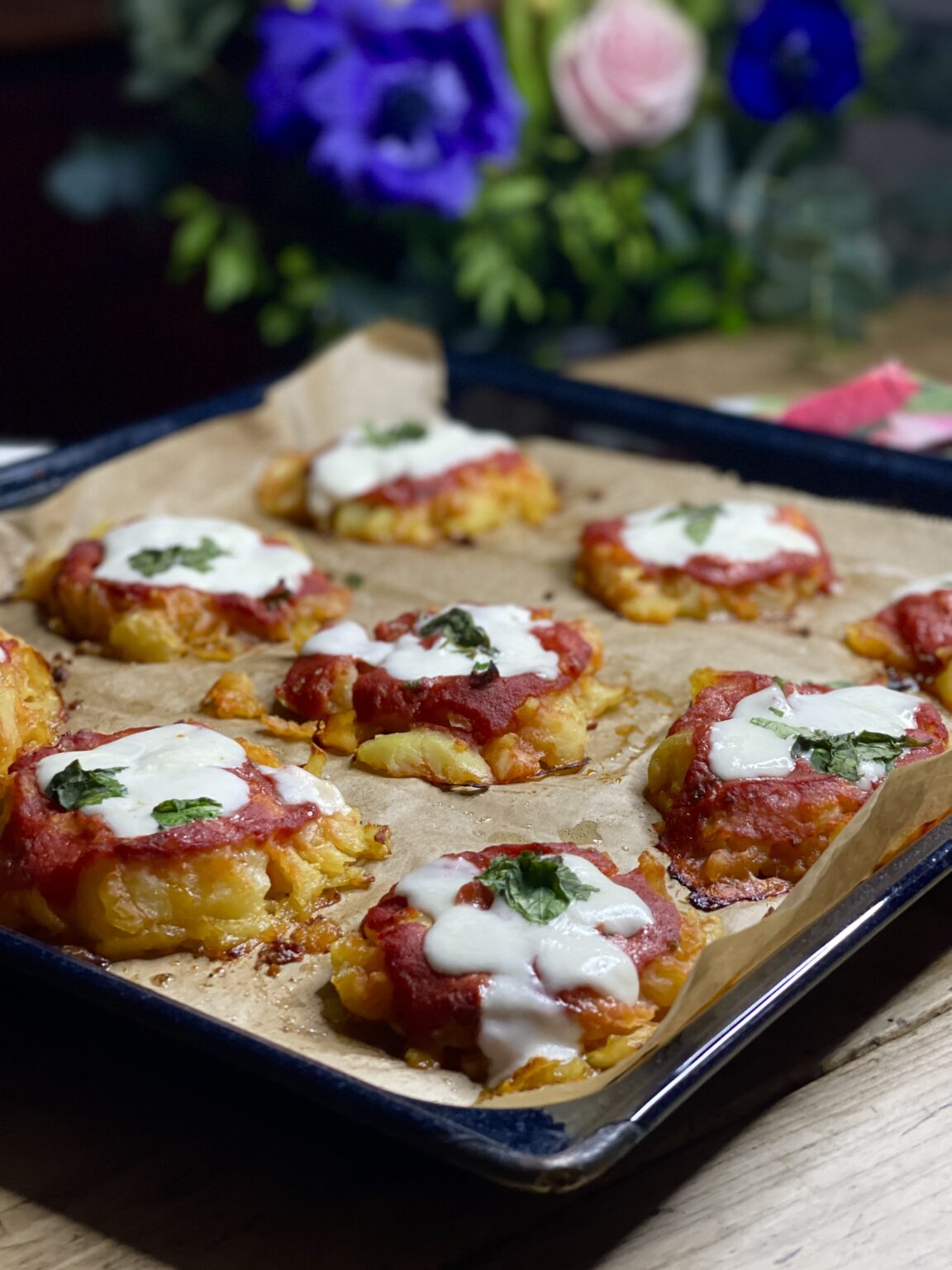 Le pizzette di patate bollite sono una ricetta facile e saporita