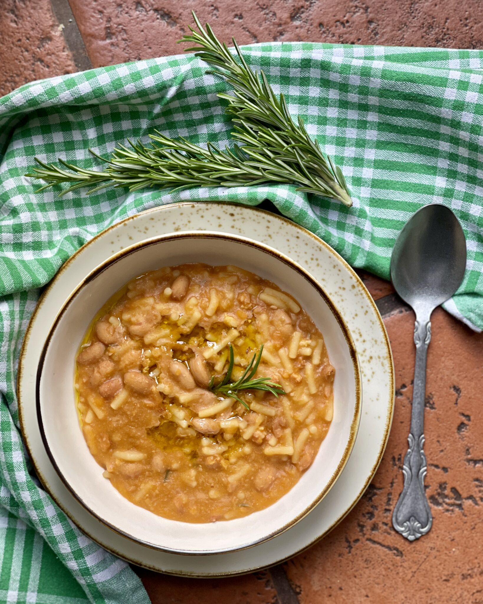 Pasta e fagioli è una zuppa della nostra tradizione ligure