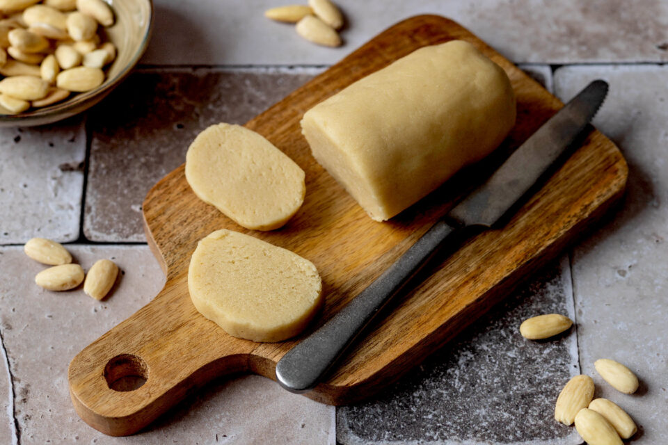 Marzapane fatto in casa, ricetta facile