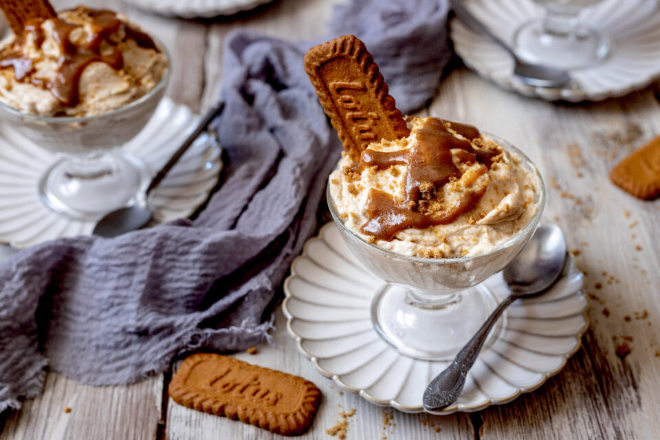 Coppette al mascarpone e crema Lotus, ricetta golosa
