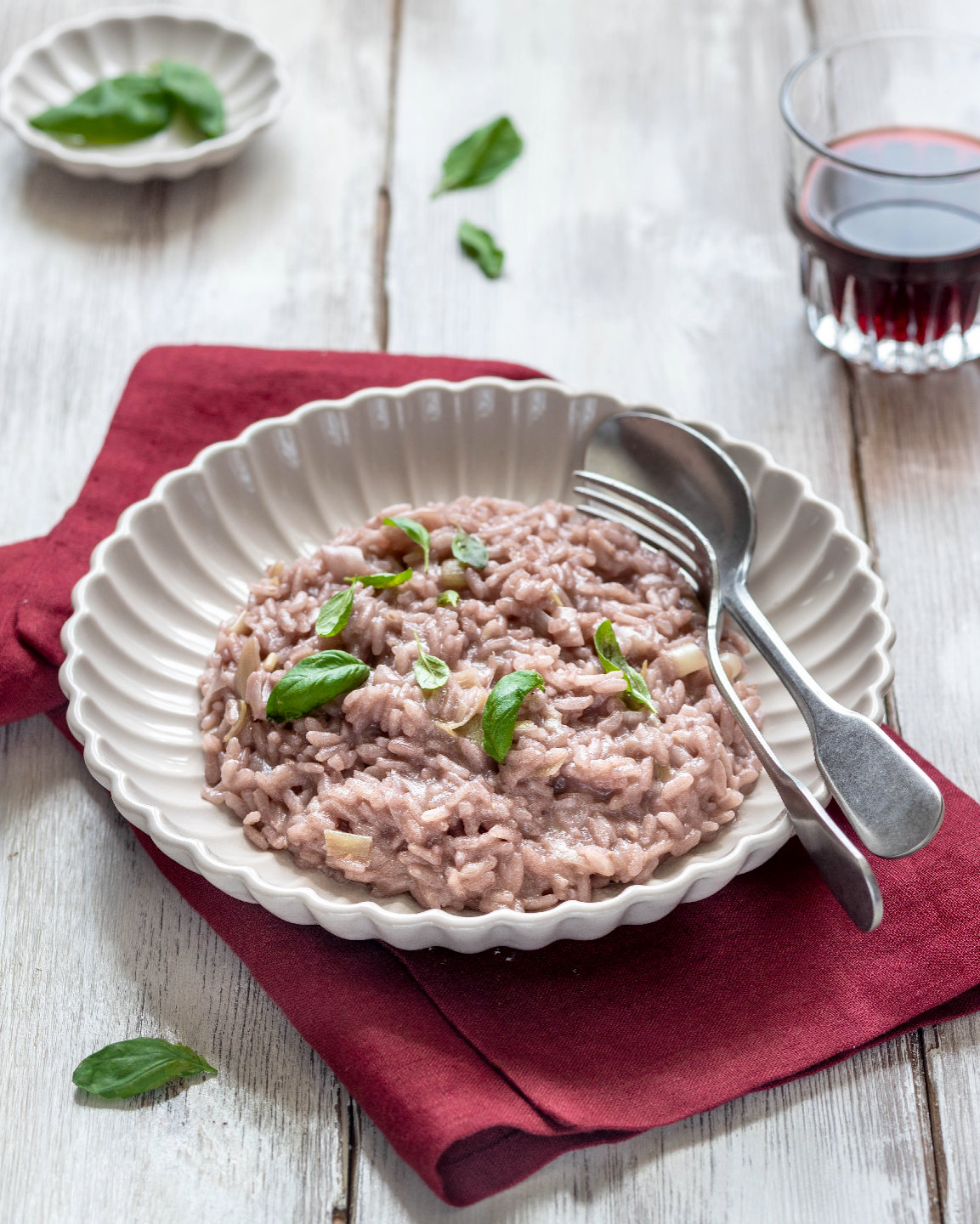 Risotto ai porri e vino rosso, ricetta sfiziosa