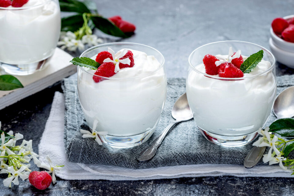 Mousse allo yogurt, ricetta senza uova