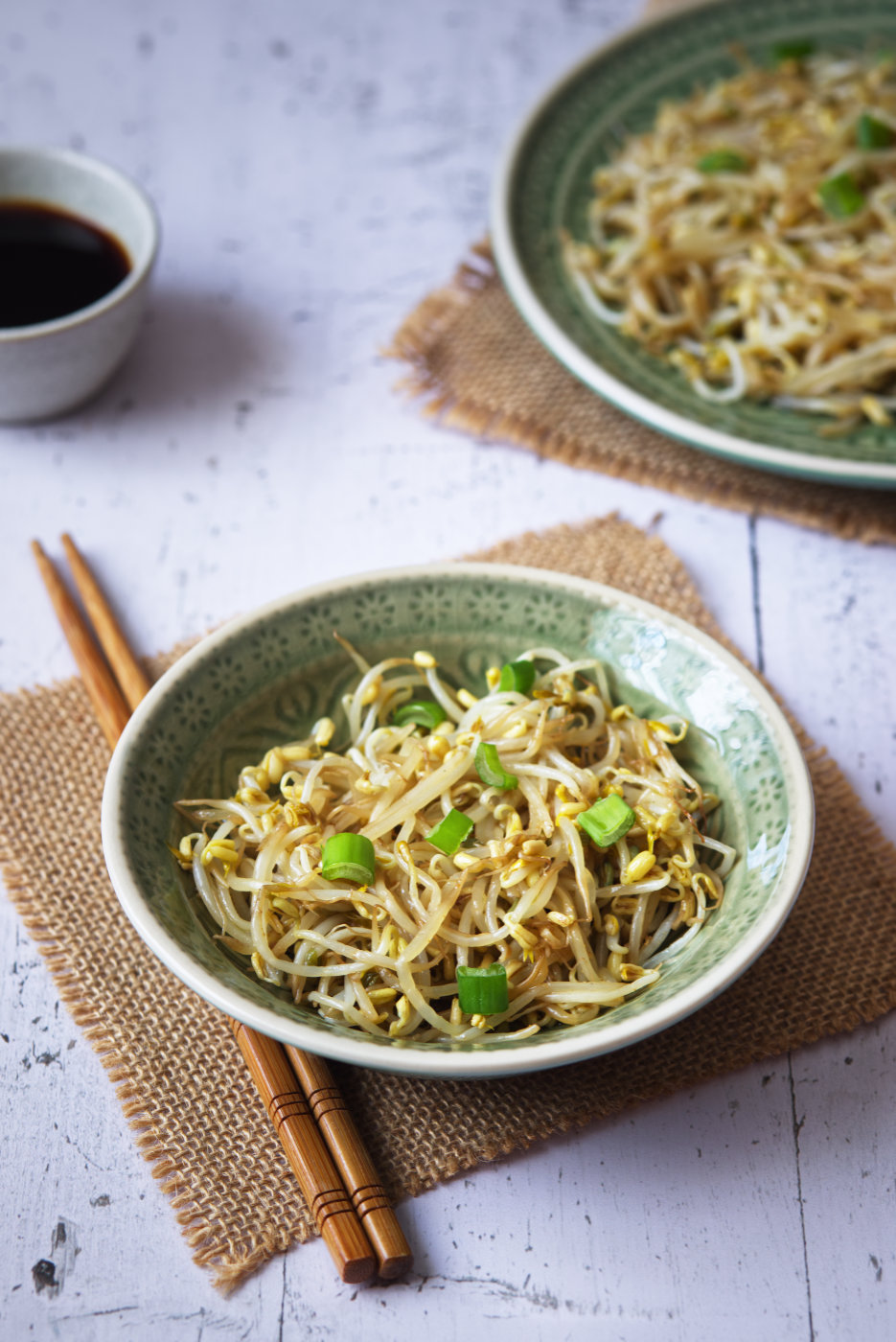 Germogli di soia saltati, ricetta con salsa di soia