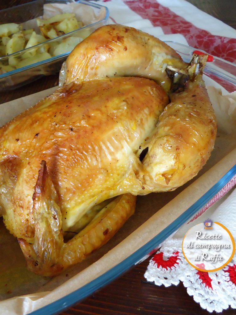 Pollo ruspante arrosto con le patate | Ricette di campagna