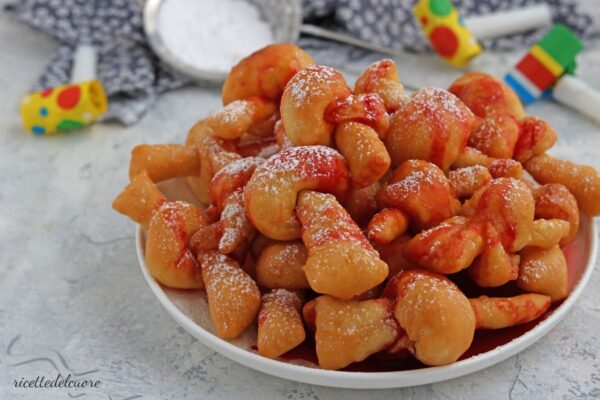 frappe la ricetta della frappe umbre croccanti fuori e