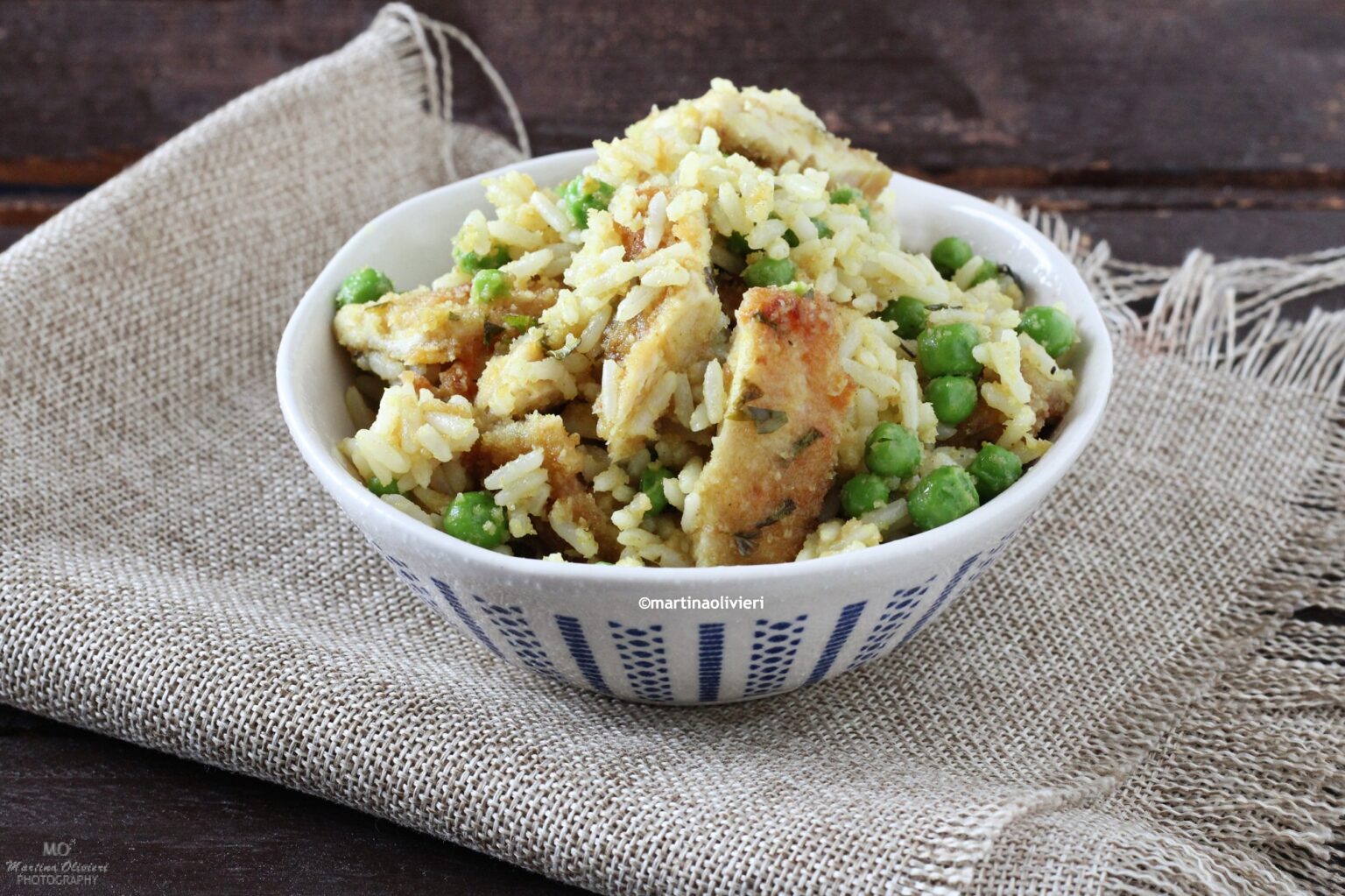 Riso con pollo croccante e piselli - Le Ricette di Libellula
