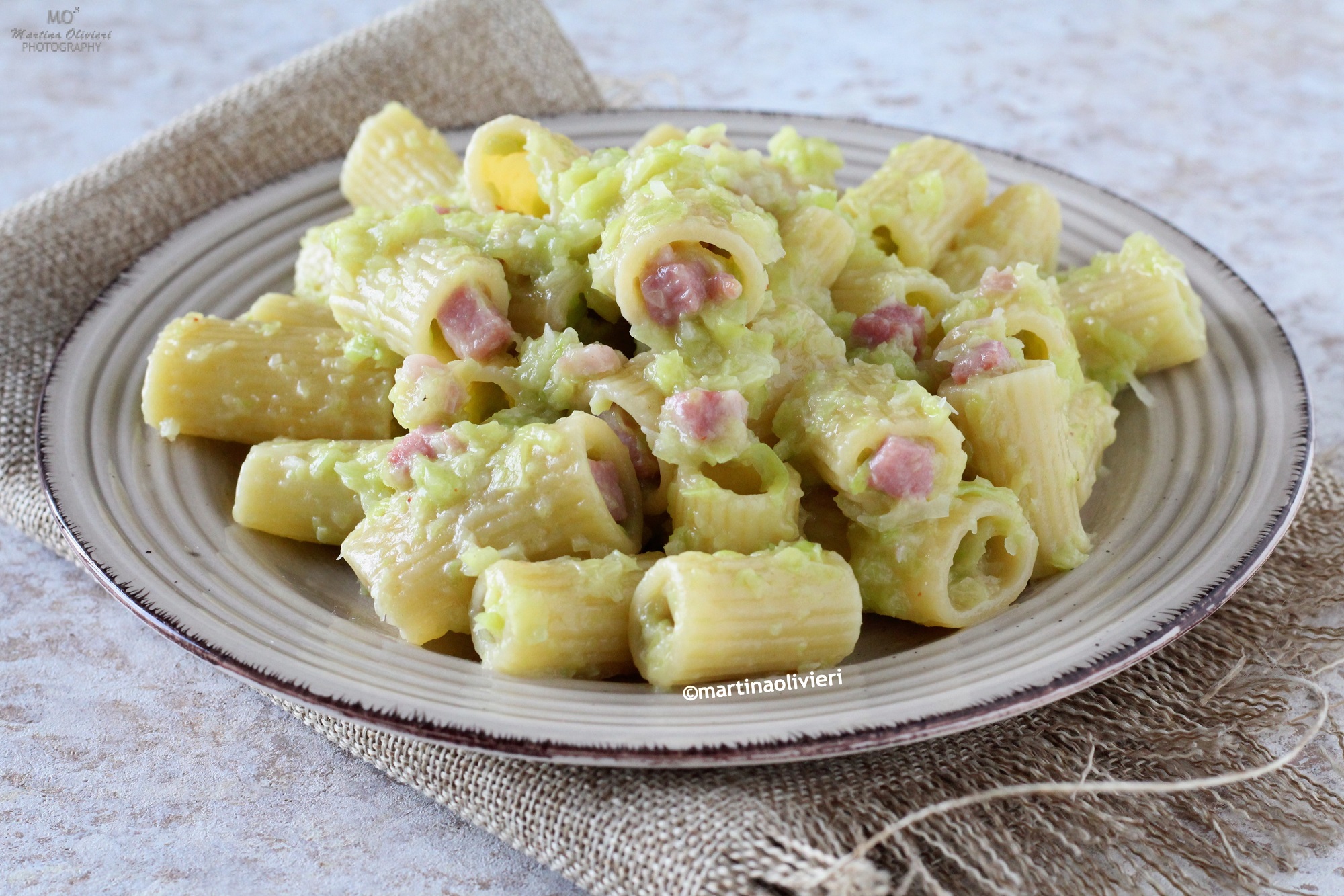 Pasta con verza e pancetta - Le Ricette di Libellula