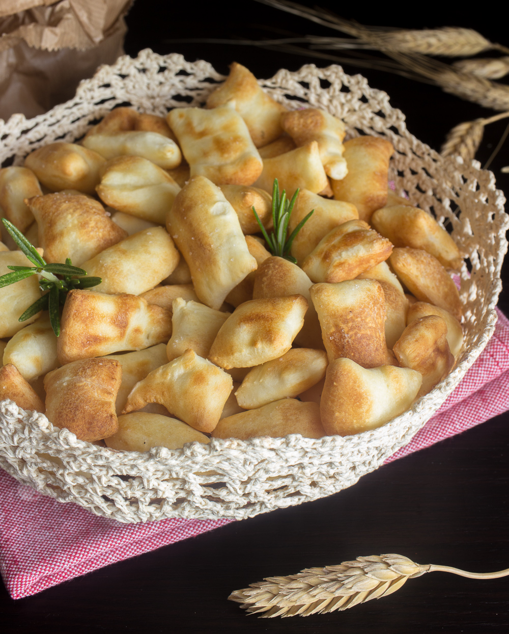 RUSTICI DI PANE VELOCI SFIZIOSI COTTURA AL FORNO, FRITTI O IN ...