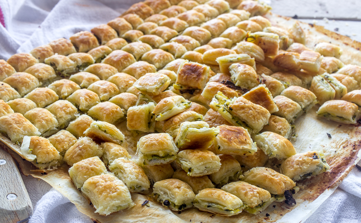 RUSTICINI ZUCCHINE E RICOTTA CON PASTA SFOGLIA ricetta antipasto LAMPO