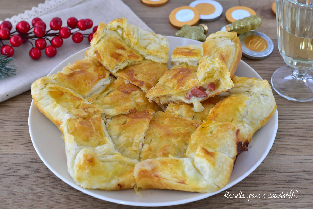 Stella di Pasta Sfoglia ANTIPASTO ripieno con Prosciutto Cotto