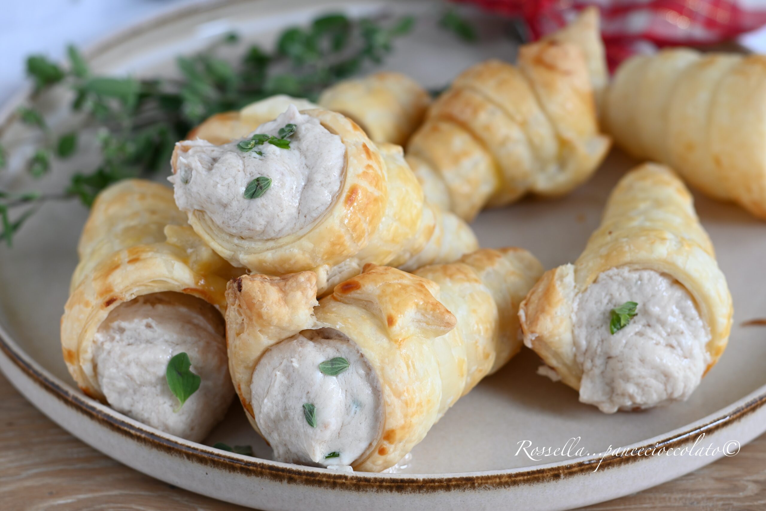 Coni di Tonno con Pasta Sfoglia ANTIPASTO veloce e gustoso