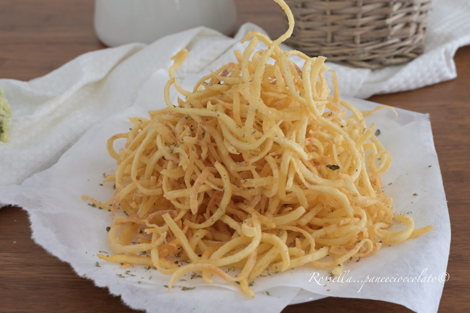 Fili di Patate Croccanti Ricetta veloce e sfiziosa anche Antipasto