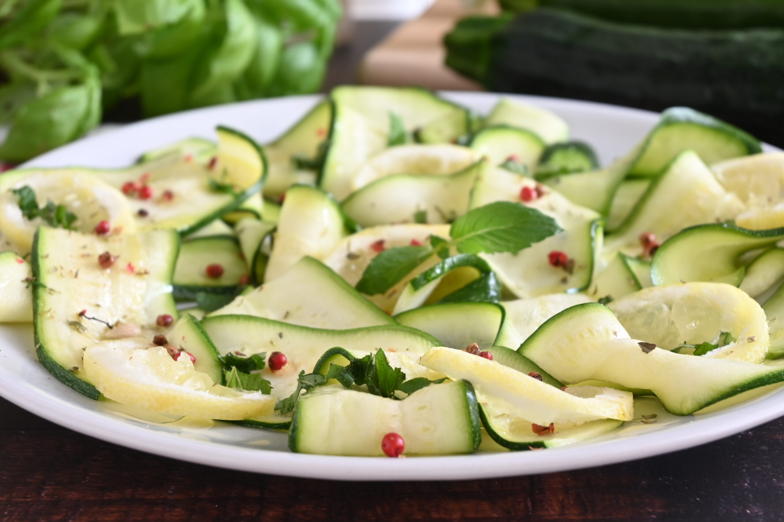 ZUCCHINE MARINATE CRUDE con limone ricetta in 10 min facile