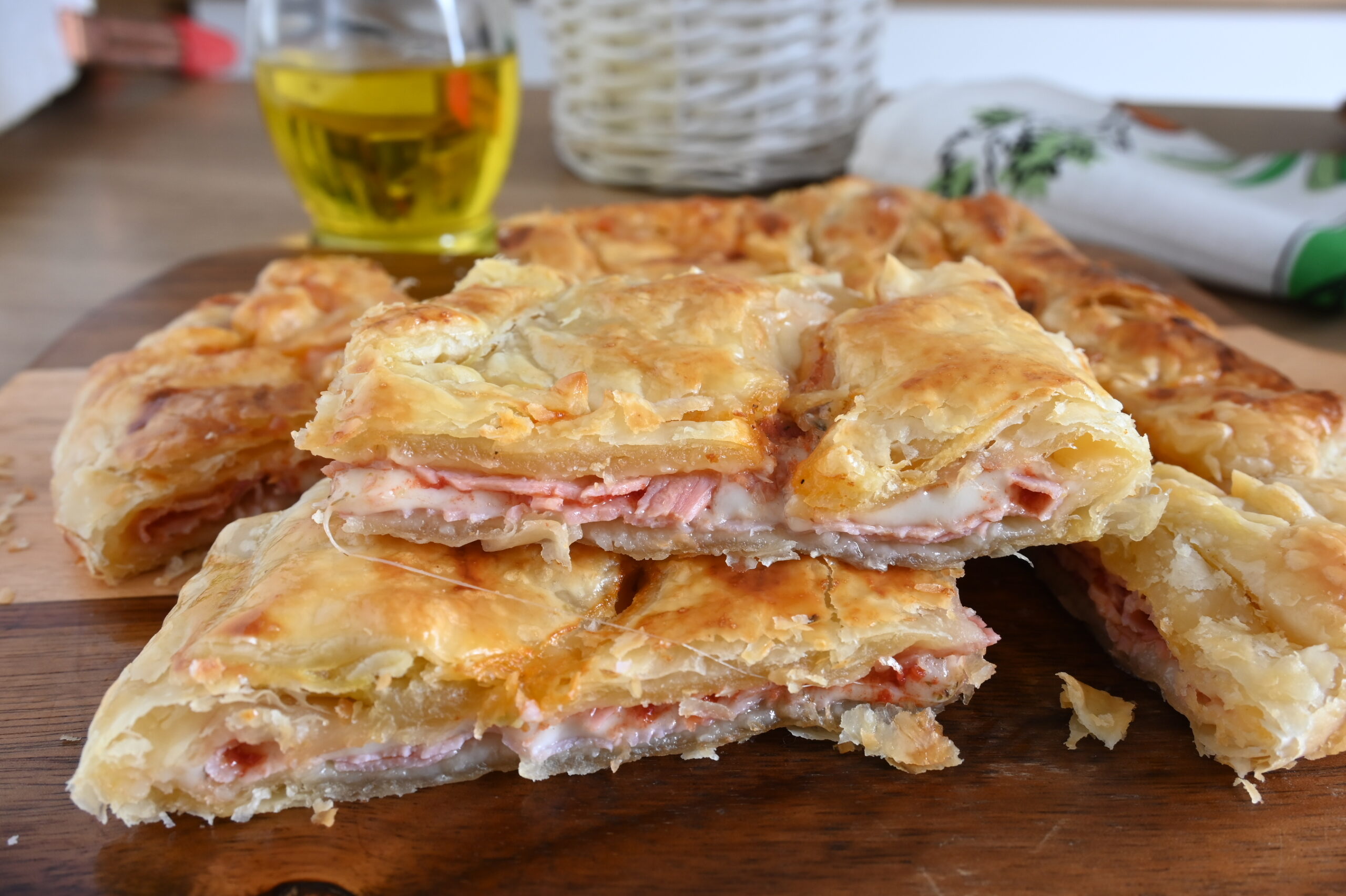 TORTA SALATA PARIGINA al forno ricetta rustico filante veloce