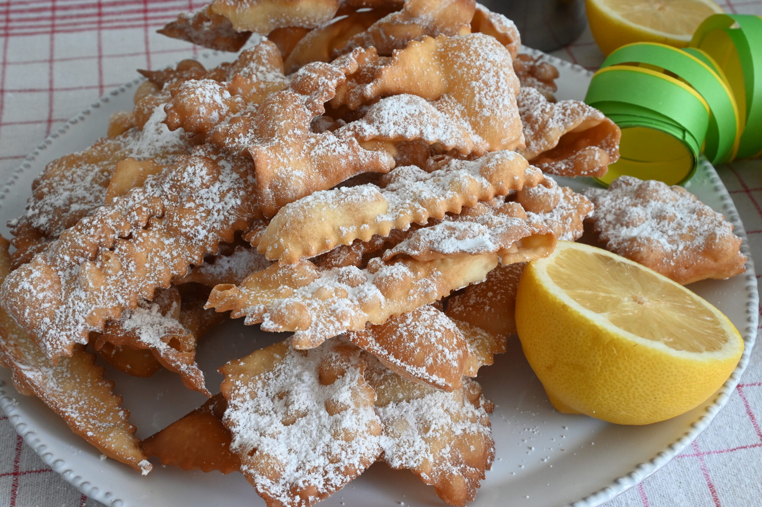 RICETTA CHIACCHIERE per CARNEVALE Frappe, Bugie, Crostoli