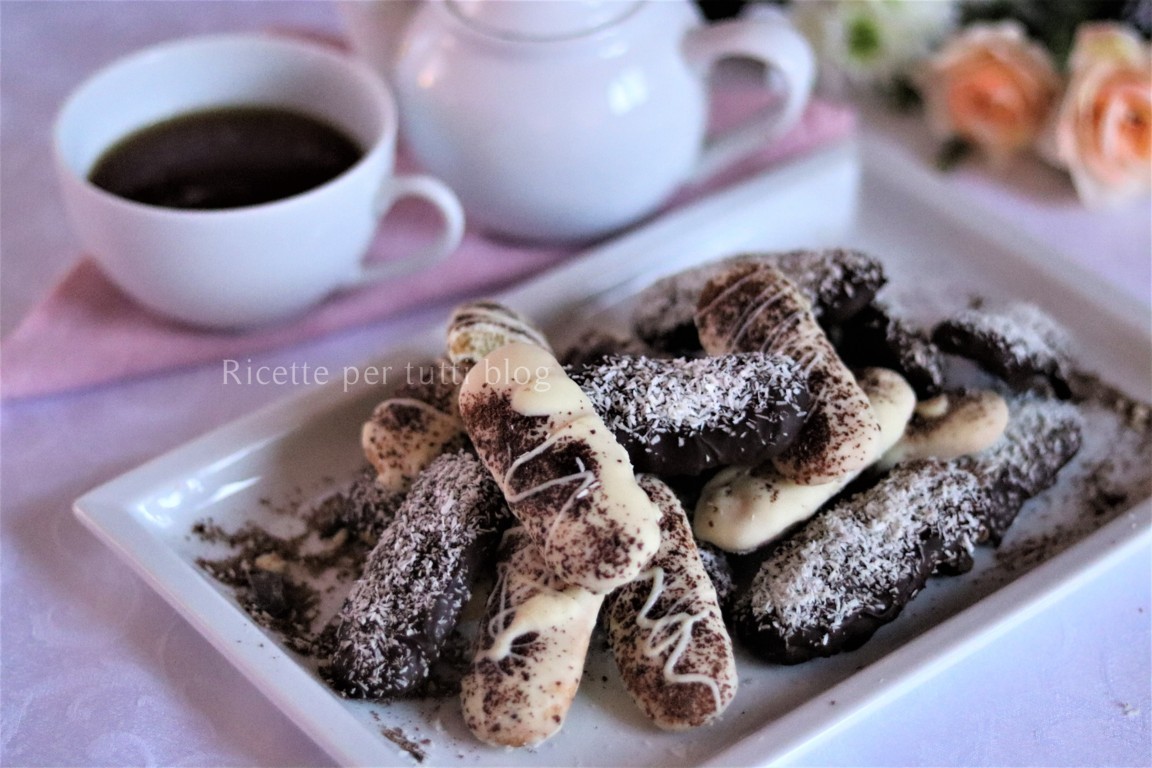 Pavesini al cioccolato * Ricette per tutti blog * Video ricetta