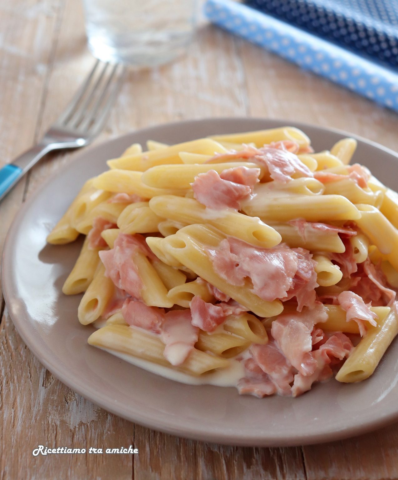 Penne cremose con prosciutto cotto - senza panna