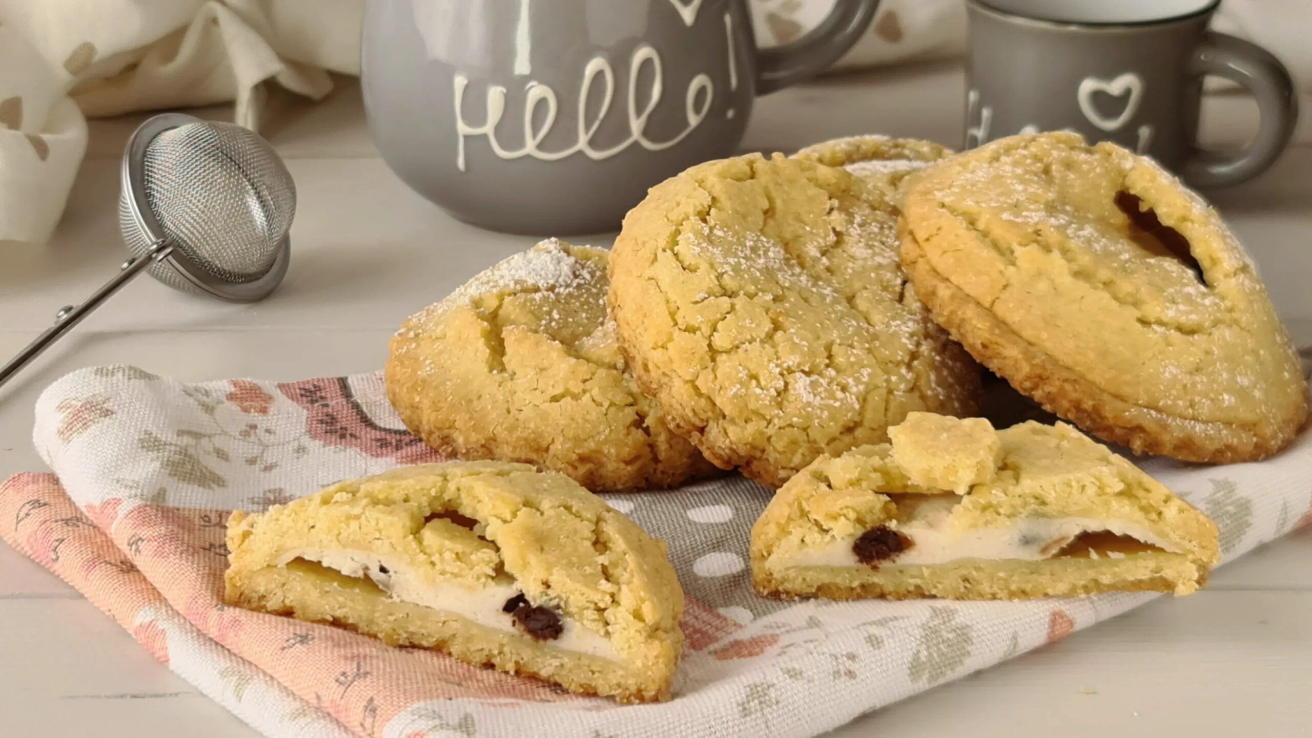 Biscotti ripieni di ricotta - Rosly a passion for pastry