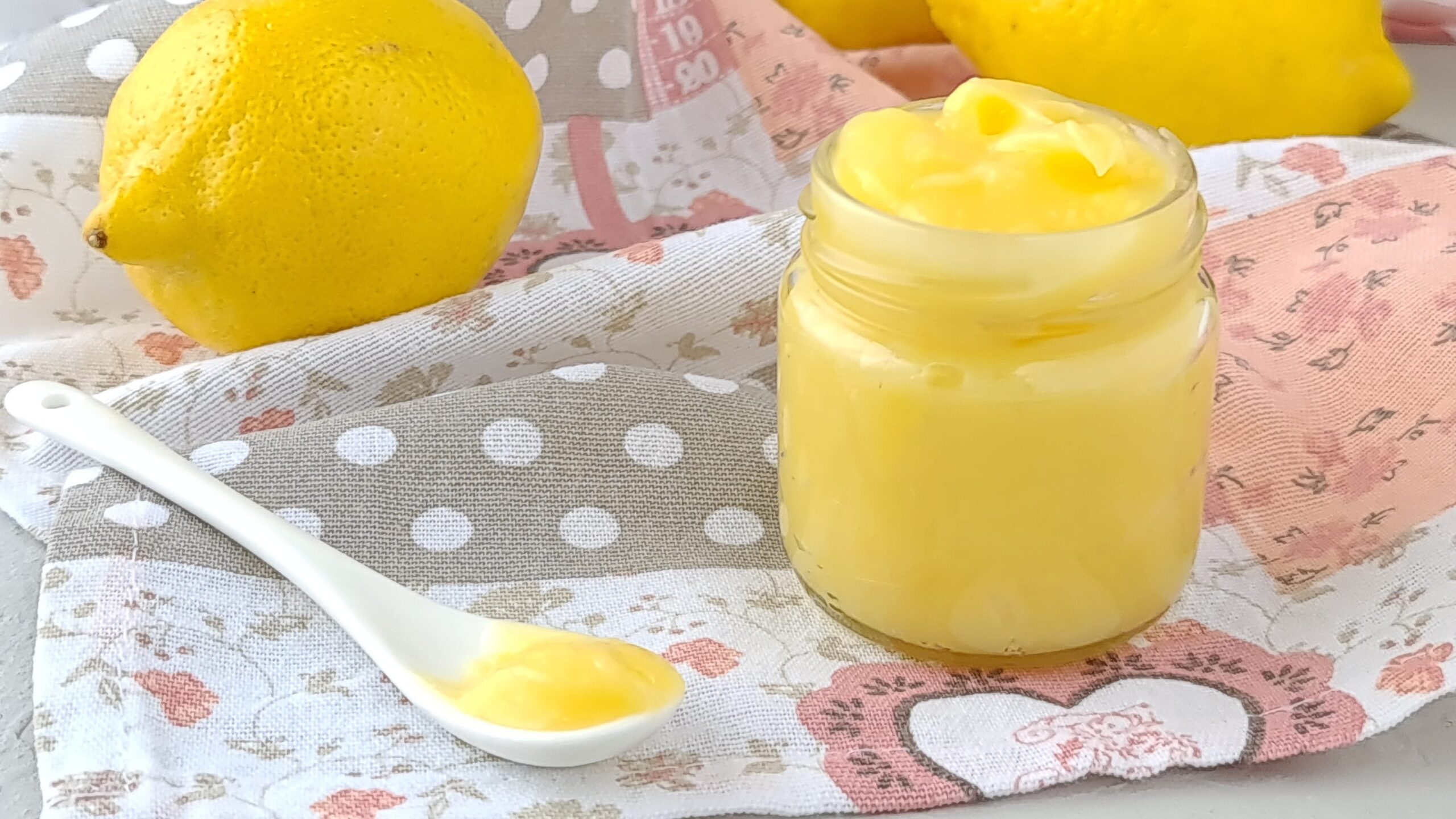 Lemon curd, crema al limone anglosassone - Rosly a passion for pastry